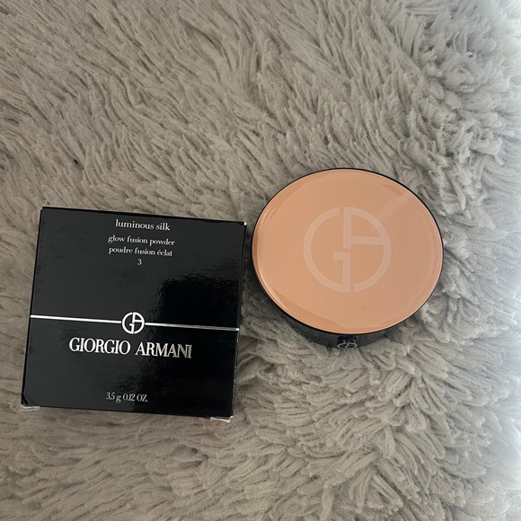Giorgio Armani | Makeup | Giorgio Armani Luminous Silk Glow Fusion ...